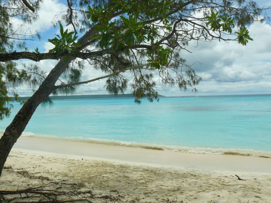 Plage de Luengöni - Resa.nc