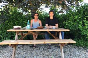 Qui sommes-nous? - L'Arbre bleu Dordogne Chambres d'Hôtes ...