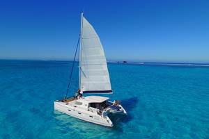 Caution/Empreinte de CB de 100 000 XPF pour la réservation d'un catamaran - DAL OCEAN CHARTER ...