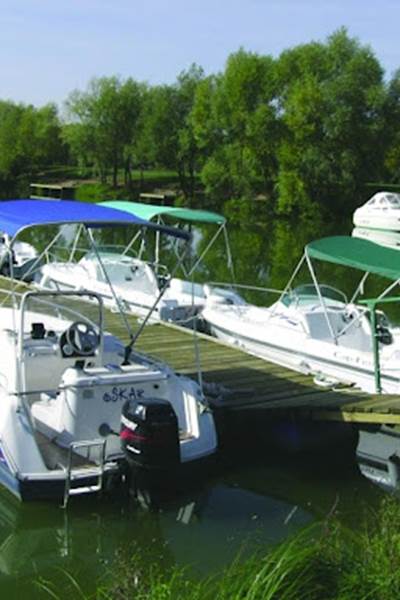 DOMAINE SAÔNE VALLEY - TRAVES - FRANCE